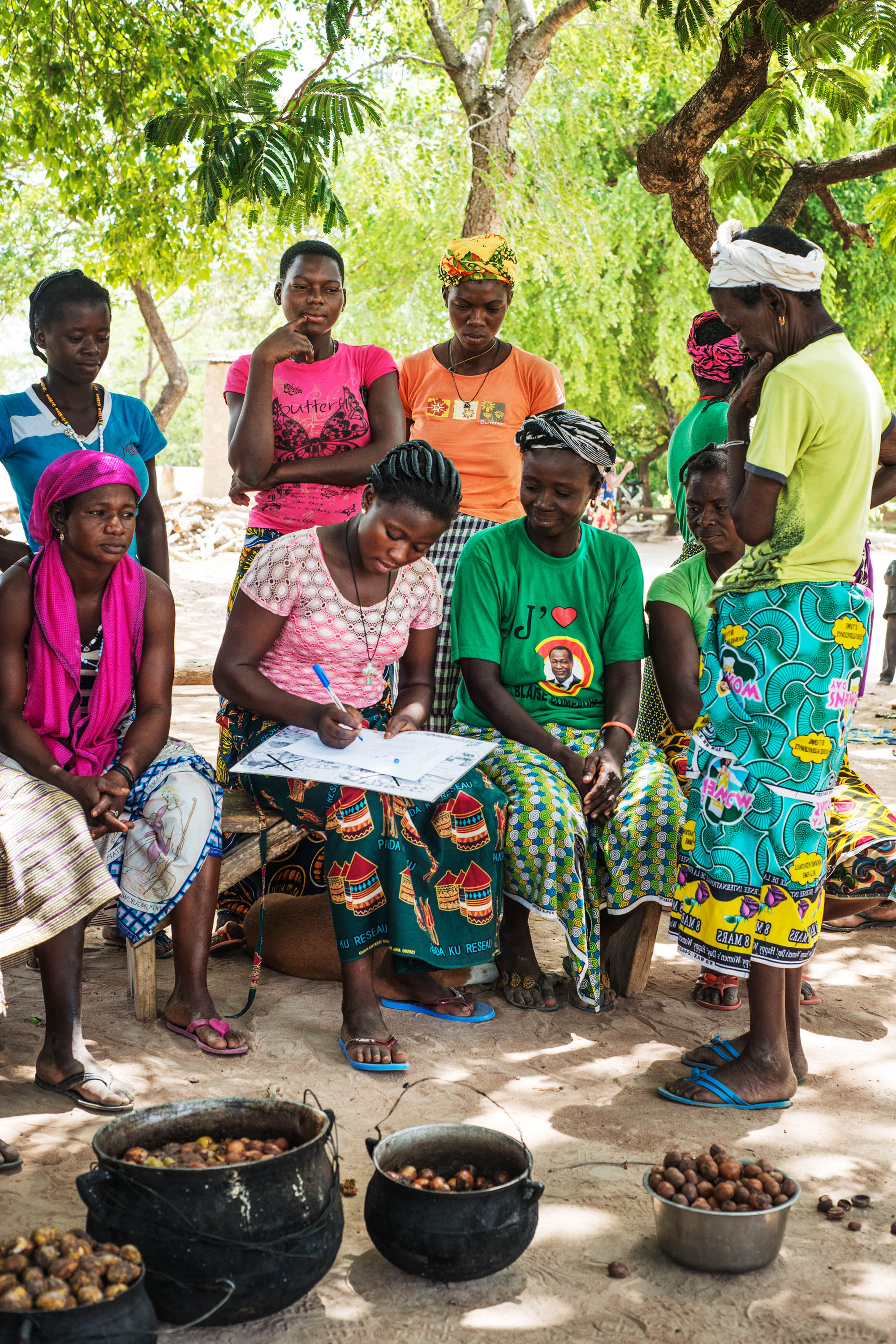 Joint sourcing initiative targets women in shea | AAK